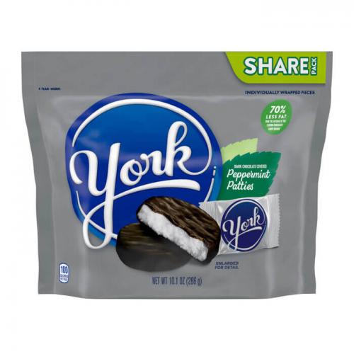 Köp York Peppermint Patties Miniatures 286g hos Coopers Candy